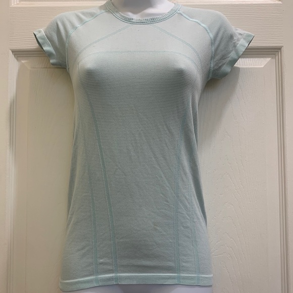 Ivivva | Shirts & Tops | Ivivva Fly Tech Short Sleeve Shirt | Poshmark